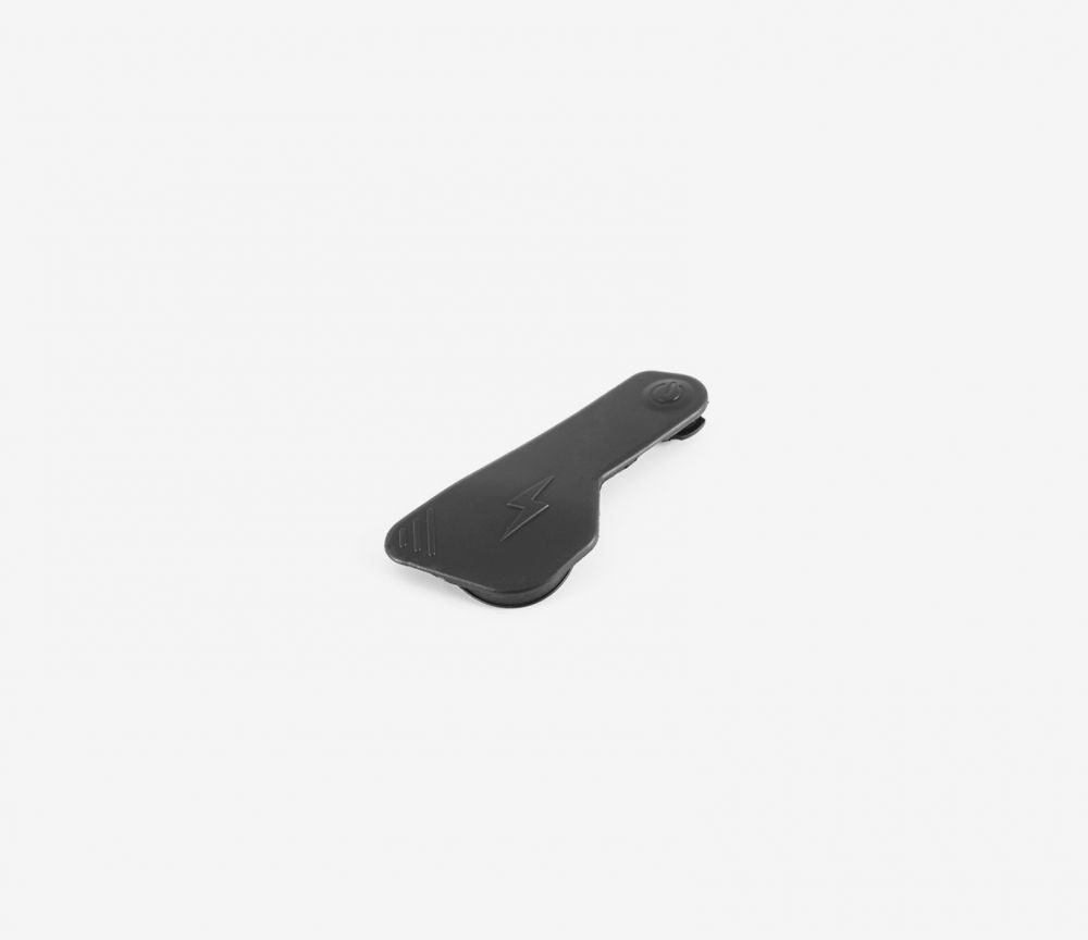 Keram 19 Charging Port Protector – Veloklinika